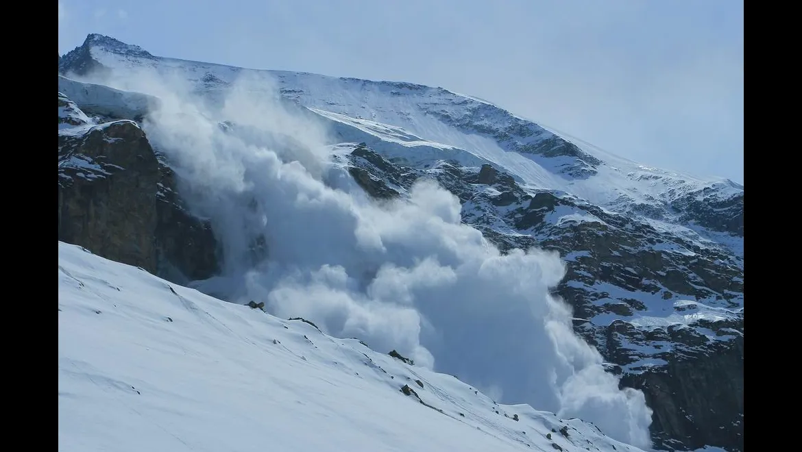 Masa rotunda despre avalanse la Cluj | CAR Cluj